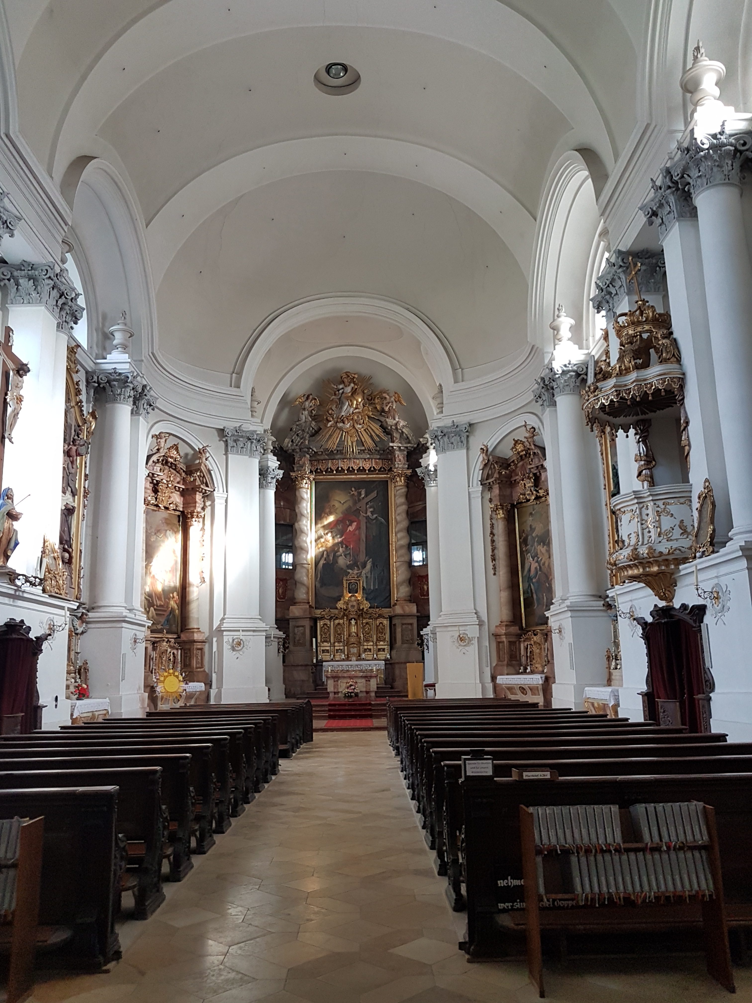 Baroque Church – Vienna Community Church