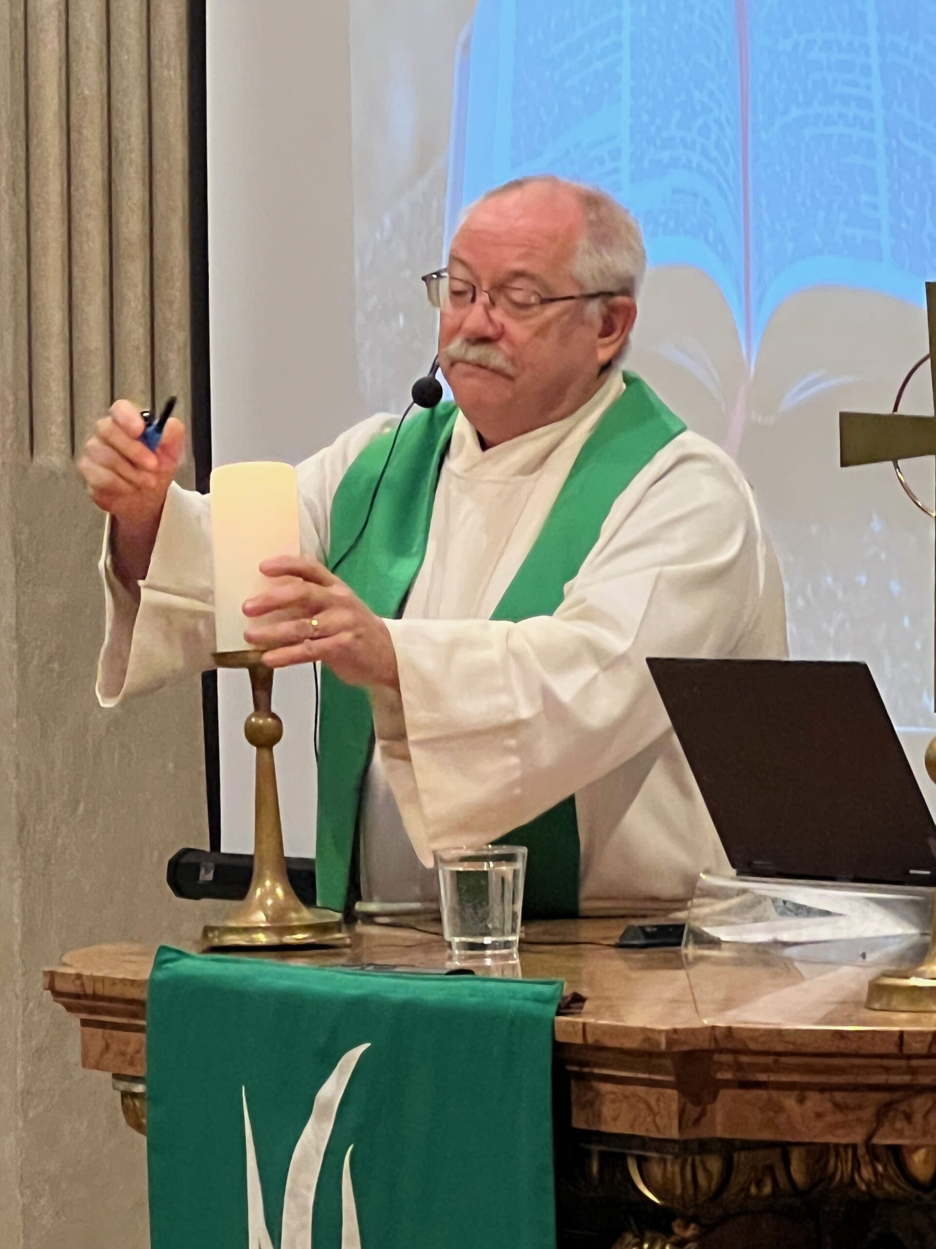 VCC 02 Oct 2022 Pastor Neil Parker candle-lighting – 1 – Vienna ...