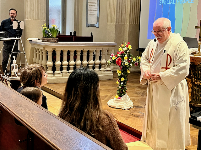 VCC Service Easter Sunday 31.03.2024 Pastor Neil Parker – children’s ...