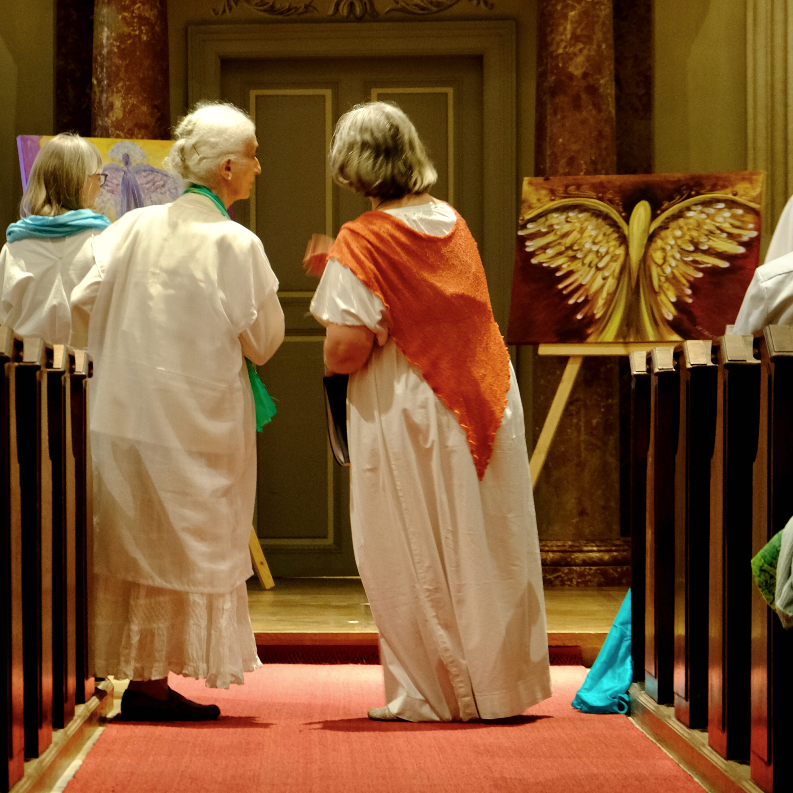 Cassandra’s Angels Event 20.06.2024 Two angels conferring – Vienna ...