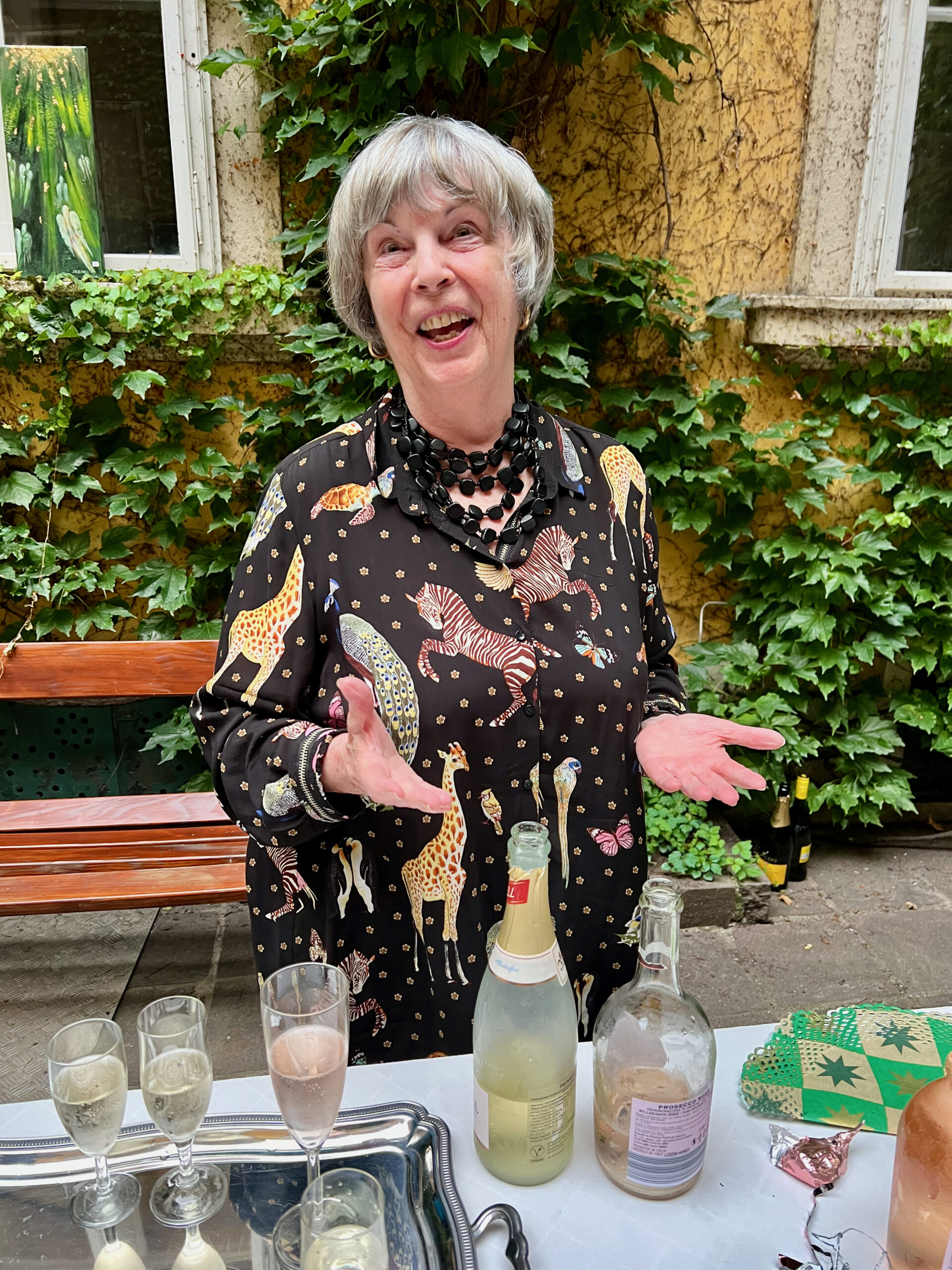 Cassandra’s Angels Event 20.06.2024 – Wonderful hostess Anne Storey – 1 ...