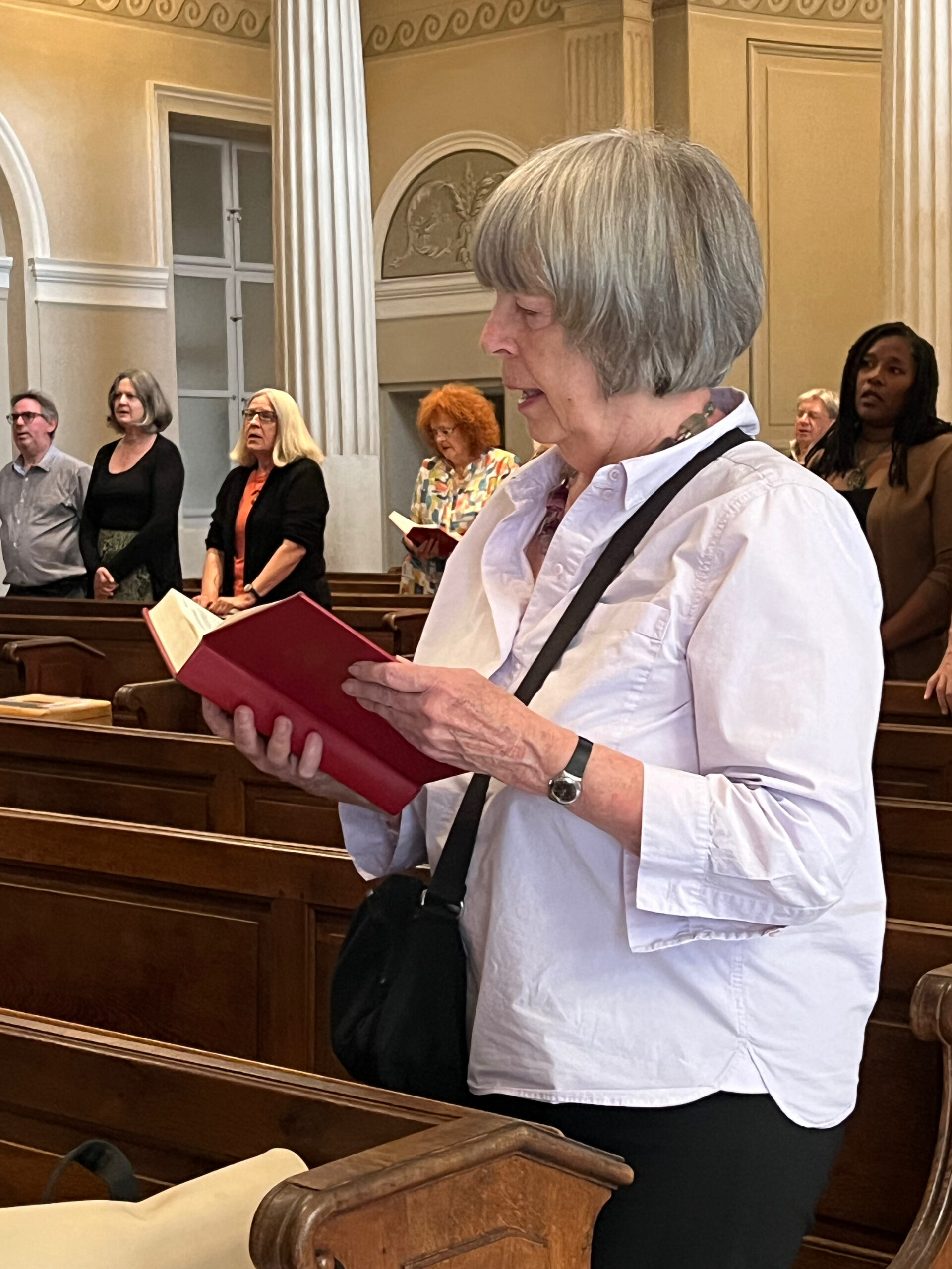 VCC Service 16.06.2024 Anne Storey and congregation singing hymn – 1 ...