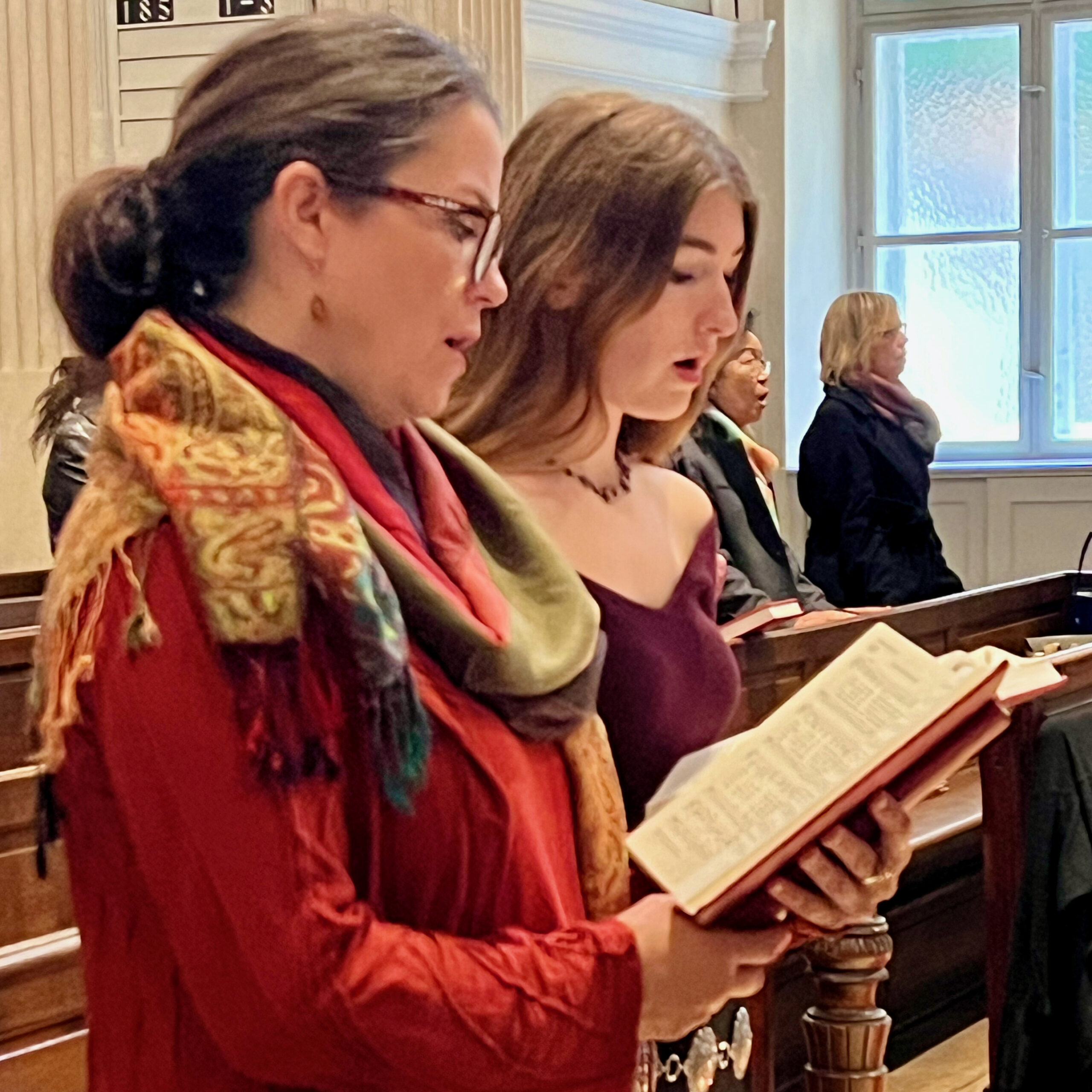 VCC Service 13.10.2024 Hymn singing Cassandra McConnell-Grujcic and ...